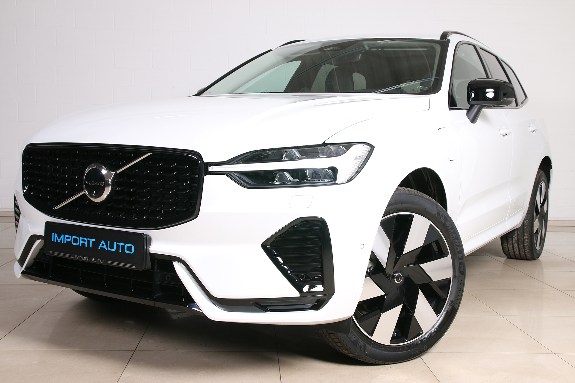 Volvo XC60 AWD ULTRA DARK LUXURY XENIUM FULL - Autode müük - Import ...